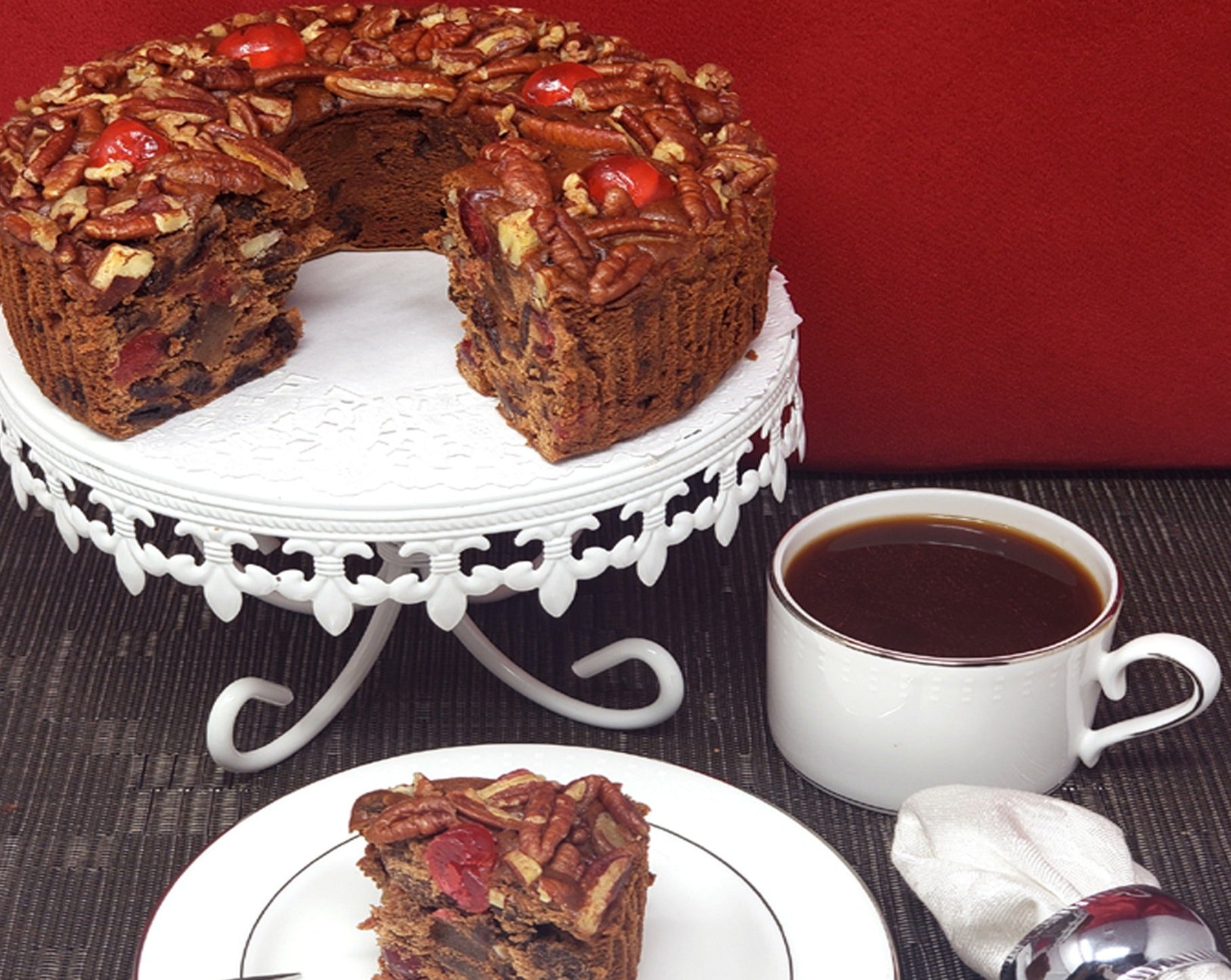 Jane Parker Chocolate Fruit Cake 32 Ounce Box | JaneParker.com